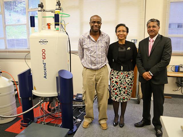 Powerful spectrometer takes drug discovery to new level | Faculty of ... Powerful spectrometer takes drug discovery to new level | Faculty of ...